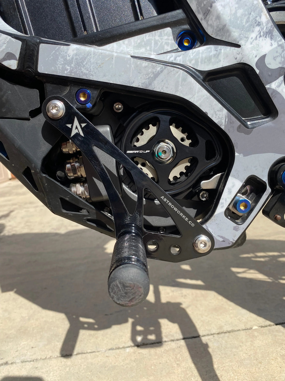 Surron Light Bee Shift Lock-Astroworks Co - EV Warehouse